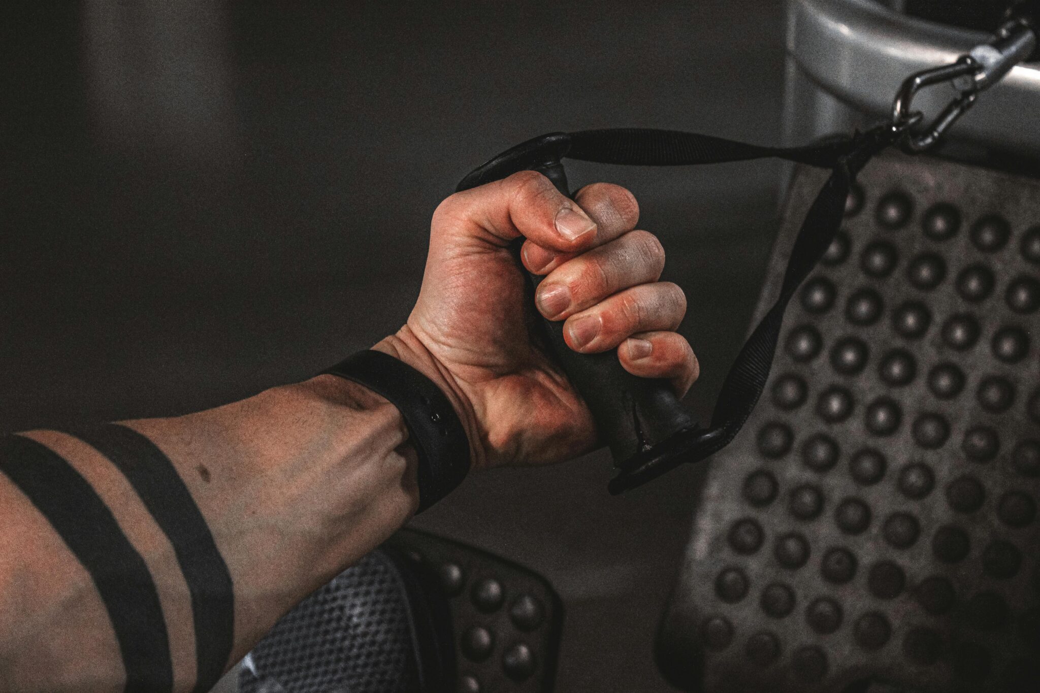 Cable Back Exercises: Get a Stronger Back & Better Posture - Urban ...